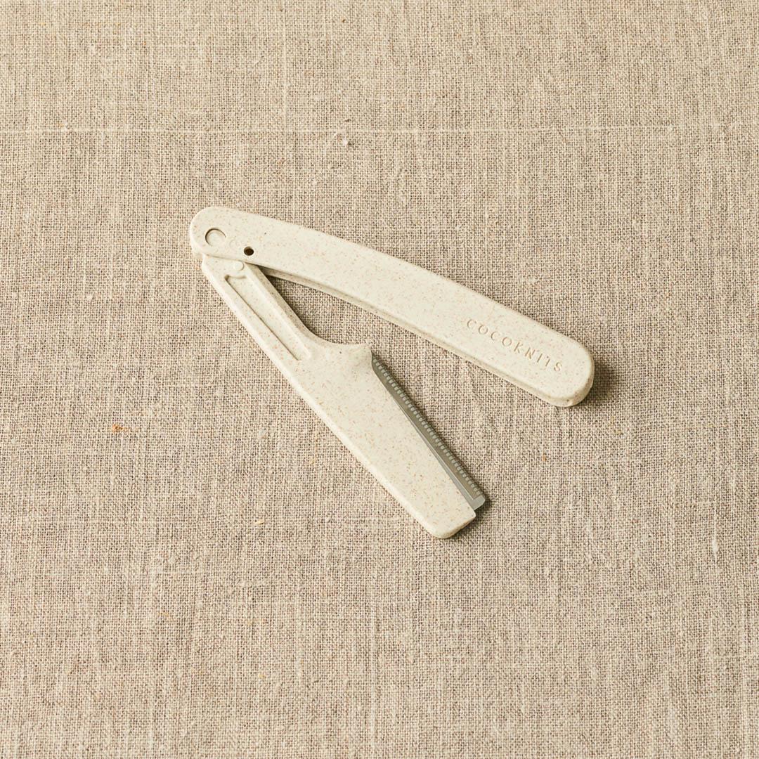 Cocoknits Fuzz Off Comb